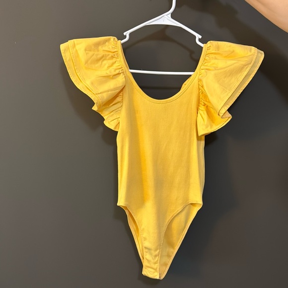 Zara | Tops | Yellow Bodysuit With Ruffle Sleeves | Poshmark